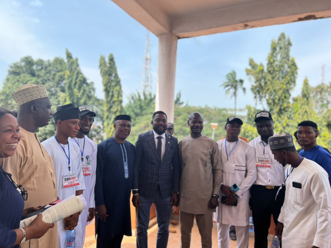 Kabba/Bunu PDP Youth Leader, Olukayode Eseyin Visits Alma Mater 14 ...