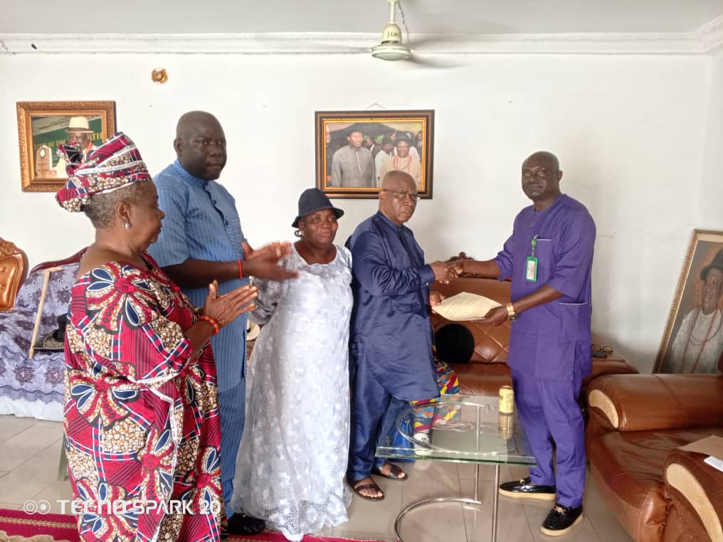 "Obule Family Pays Condolence Visit to the Family of Late Pa E.K. Clark ...