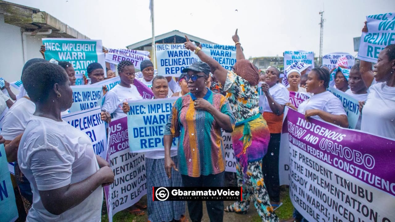 WARRI WARD DELINEATION CRISIS: Ijaw, Urhobo Youths, Women Shut Down 13 ...